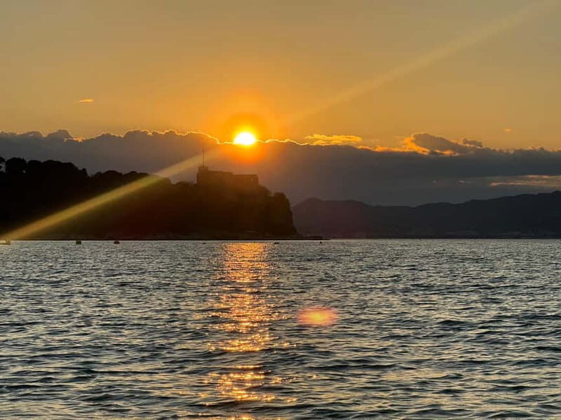 Golf Juan: Sunset Sailing Cruise with aperitif at the Island - FAQ