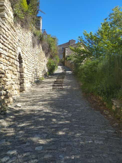 Gordes, Roussillon (+Ochre trail ) & Fontaine de Vaucluse - Key Points