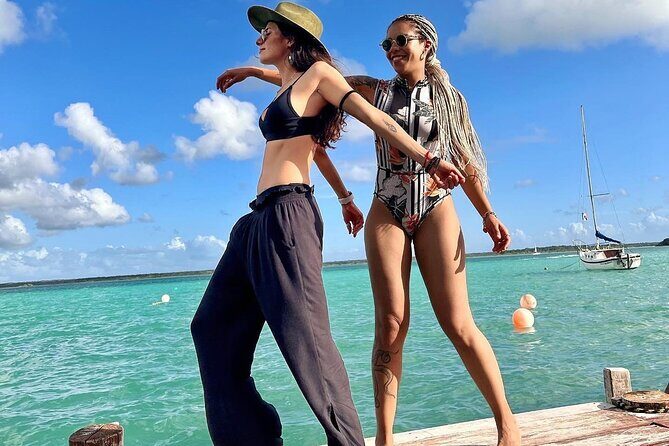 Gorgeous Tour in Pontoon Boat over Bacalar 7 Colors Lagoon from Cancún - Key Points
