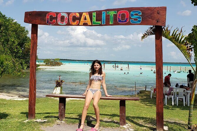 Gorgeous Tour in Pontoon Boat over Bacalar 7 Colors Lagoon from Cancún - FAQ