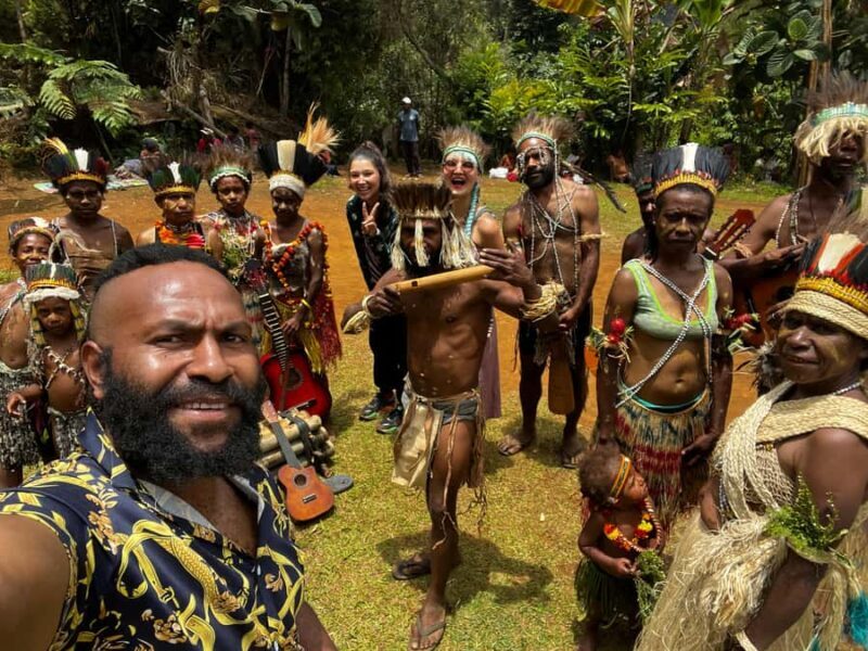 Goroka: Kameufa village tour with traditional dance - A Deep Dive into the Kameufa Village Tour