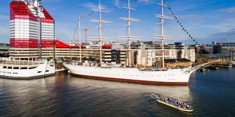 Gothenburg: City Canal Sightseeing Cruise - FAQs