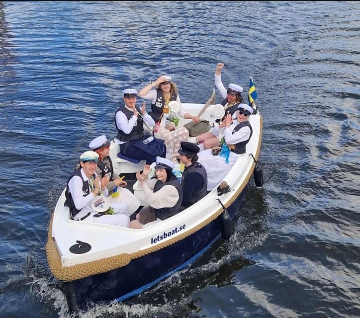 Gothenburg city center: Electric selfdrive boat tour - Detailed Review of the Gothenburg Electric Self-Drive Boat Tour