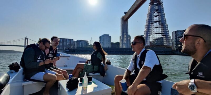 Gothenburg city center: Electric selfdrive boat tour - Frequently Asked Questions