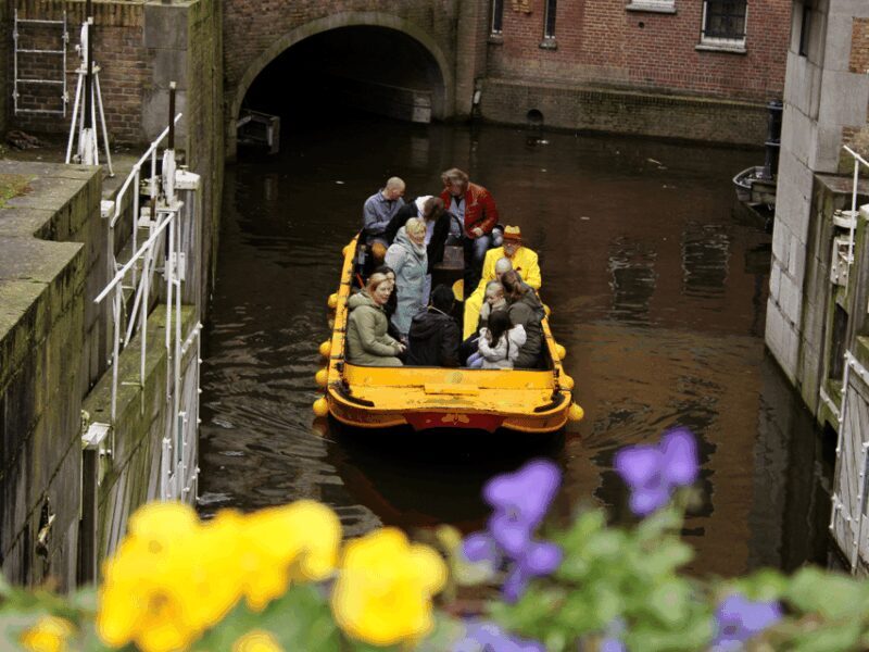 Gouda: Open Boat City Canal Cruise - FAQs