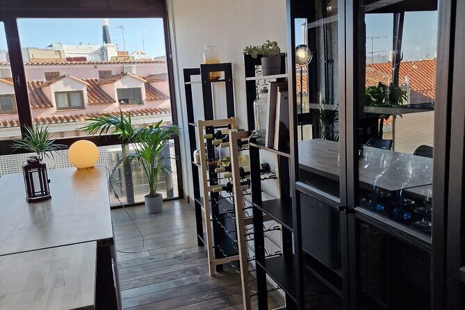 Gourmet Experience: Tasting of Spanish Cheese and Exclusive Wines - Authentic Experiences from Reviewers