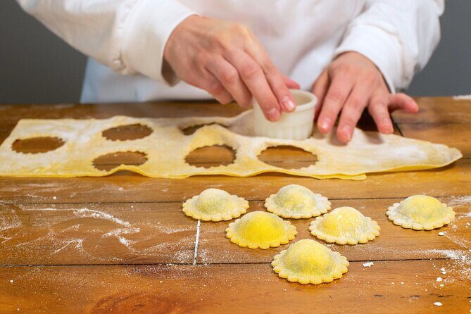 Gourmet Pasta Class in Washington D.C. (Includes 3-Course Meal) - Key Points