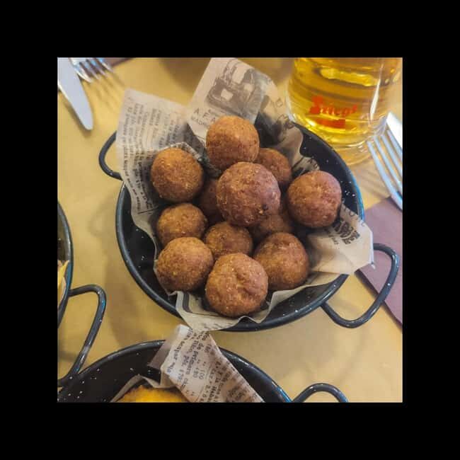 Gourmet Pizza Experience with Drinks and Dessert in Lecce - Who Is This Tour Best For?