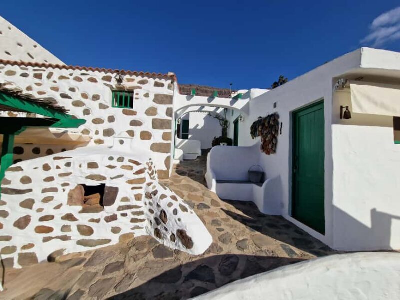 Gran Canaria: Tasting wine & local cheese in Mogan - The Sum Up