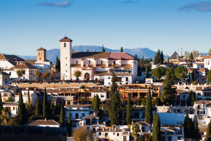 Granada: Albaicín and Sacromonte Walking Tour - Authentic Insights from Reviewers
