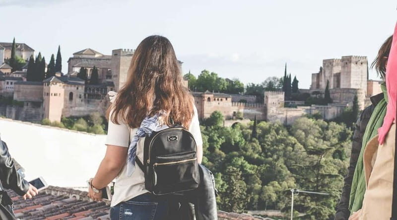 Granada: Albayzin and Sacromonte Hybrid Walking Tour - A Detailed Look at the Experience