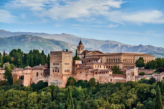 Granada: Alhambra Guided Tour including Nasrid Palaces - Authentic Experiences and Reviews