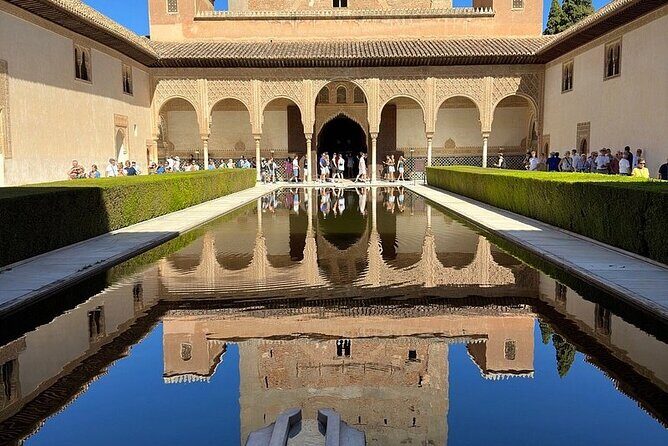 Granada : Alhambra Prestige Group Tour (VIP tickets included) - What Is Included in the Tour?
