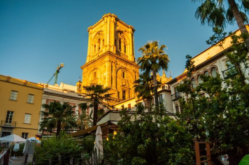 Granada City Train 1 or 2-Day Hop-On Hop-Off Ticket - The Value for Money