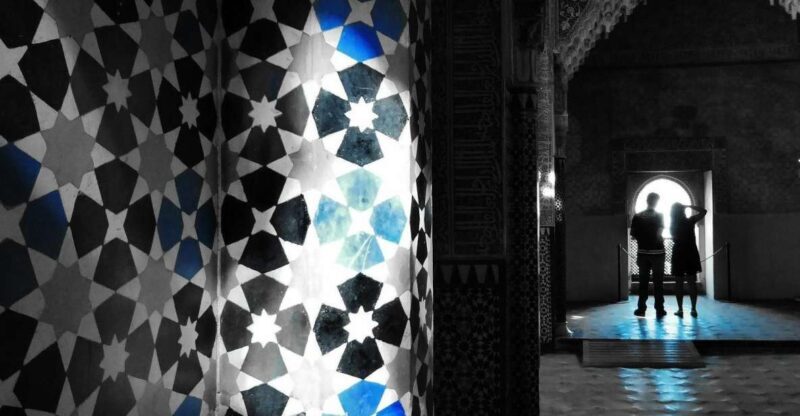 Granada: Fast-Track Alhambra & Nasrid Palaces Guided Tour - Authentic Insights from Reviewers