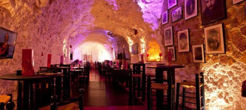 Granada: Flamenco Show at Templo del Flamenco with Drink - Key Points