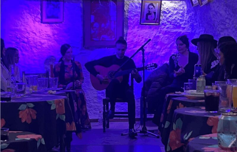 Granada: Flamenco Show in the Cave LA FARAONA - FAQs