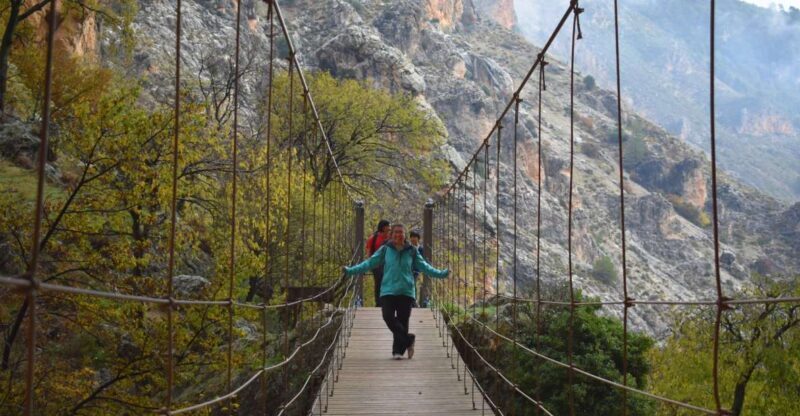 Granada: Hiking along the Gollizno route - The Guides: Knowledgeable and Adaptive