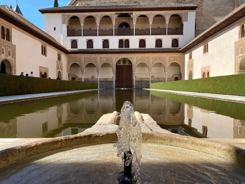 Granada: Last minute ticket Alhambra Tour - FAQ