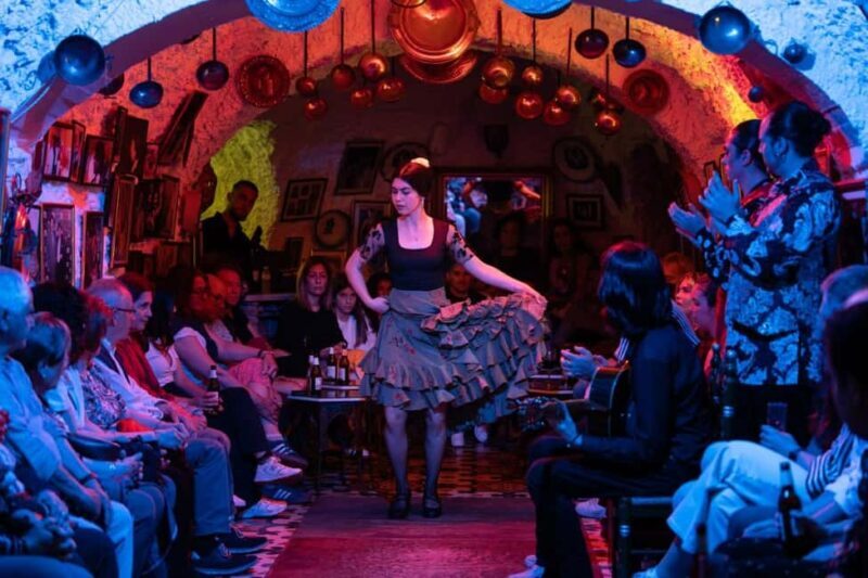 Granada: Los Amayas Cave Flamenco Show in Sacromonte - Key Points