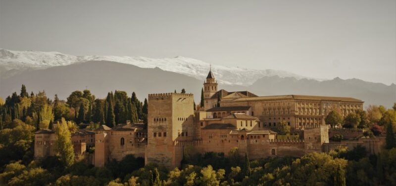 Granada: Private Tour of Albaicín, Sacromonte and Viewpoints - Key Points