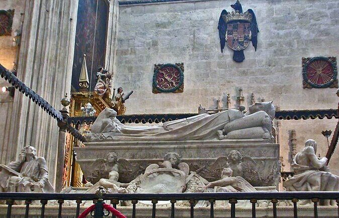 Granada: Royal Chapel and Granada Cathedral Guided Tour - Key Points