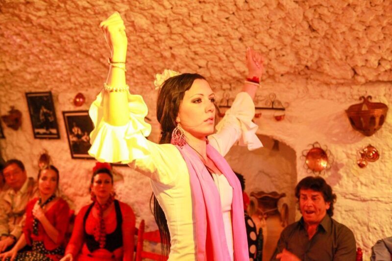 Granada: Sacromonte Caves Flamenco Show with Dinner - Authenticity and Cultural Significance