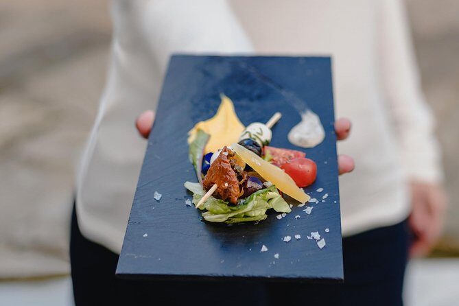 Granada Tapas and wine tour! - Key Points