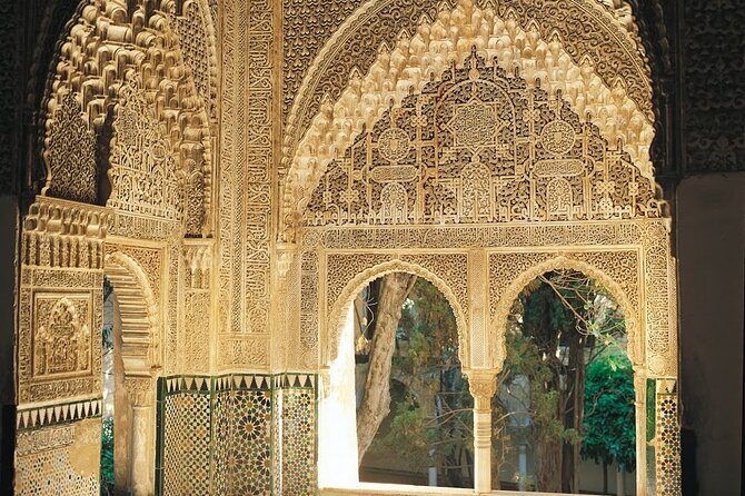 Granada Tour with Alhambra and Generalife Gardens from Seville - Who Will Love This Tour?