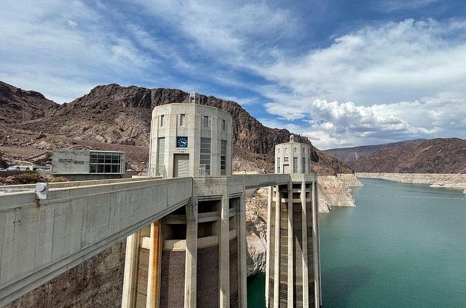 Grand Canyon Glamping & Helicopter Tour by Luxury Car