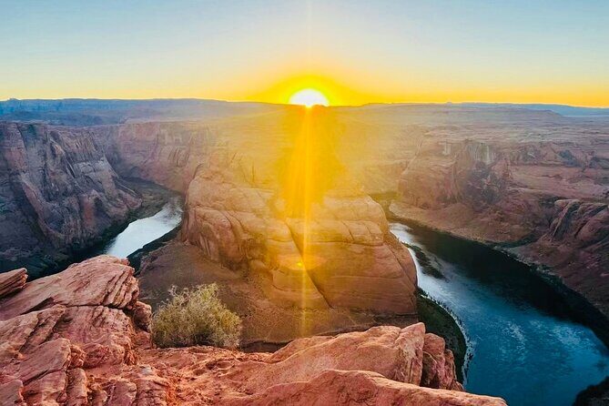 Grand Canyon & Lower Antelope Canyon: 2-Day Luxury SUV Tour - Key Points