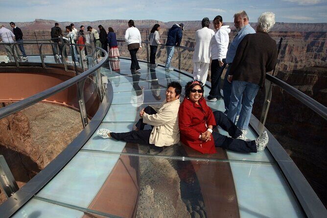 Grand Canyon Skywalk & Seven Magic Mountains Tour - Key Points