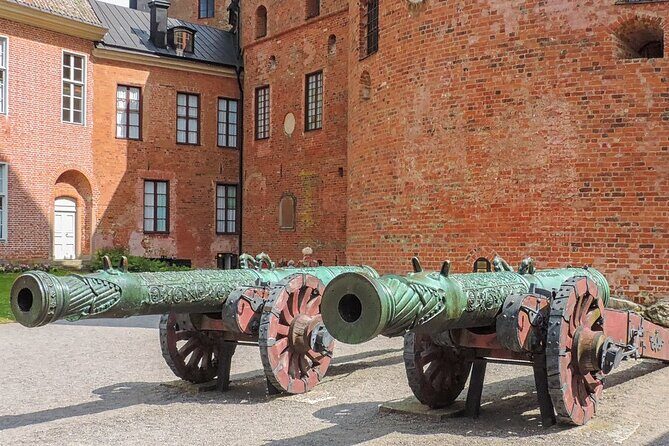 Grand Castle Tour Drottningholm and Gripsholm (private service) - Who Should Consider This Tour