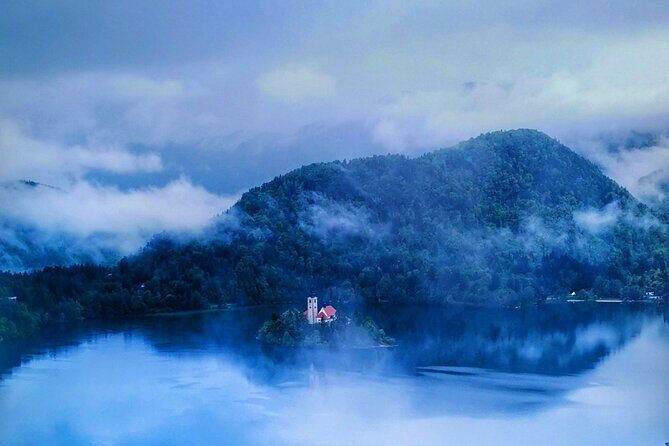 Grand Slovenia: Ljubljana + Lake Bled + Postojna Cave - Day Tour - FAQ