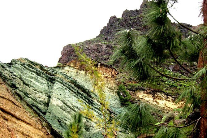Grand Tour in Gran Canaria - The End of the Day: Port and Shopping