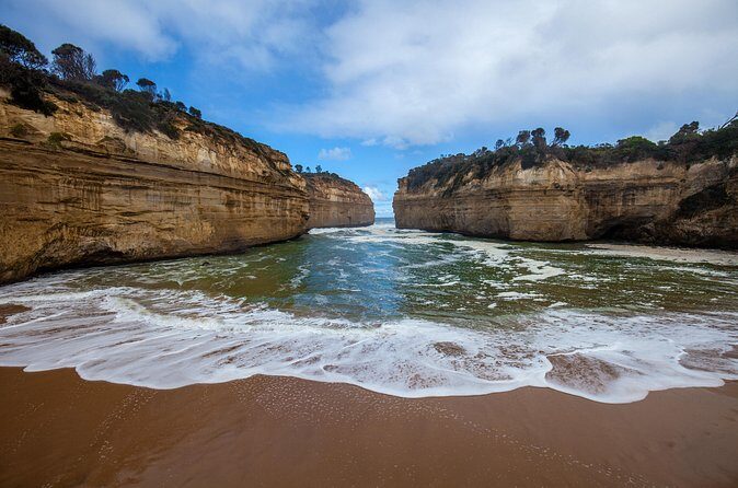 Great Ocean Road and Wildlife Tour for Backpackers aged 18-35 - Detailed Breakdown of the Itinerary