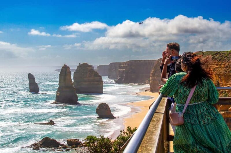 Great Ocean Road Tour w/ Deluxe Minibus & Top-Rated Guide - What Sets This Tour Apart