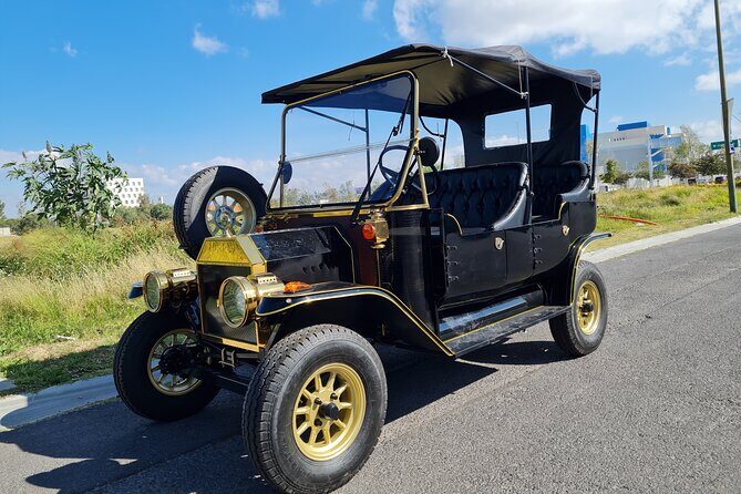 Great tour in a vintage Ford-T electric car (replica) - Authentic Insights from Travelers