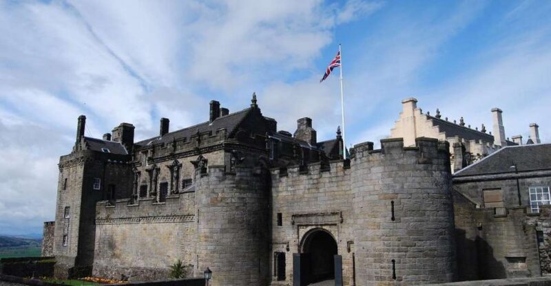 Greenock: Shore Excursion to Stirling Castle and Loch Lomond - FAQs