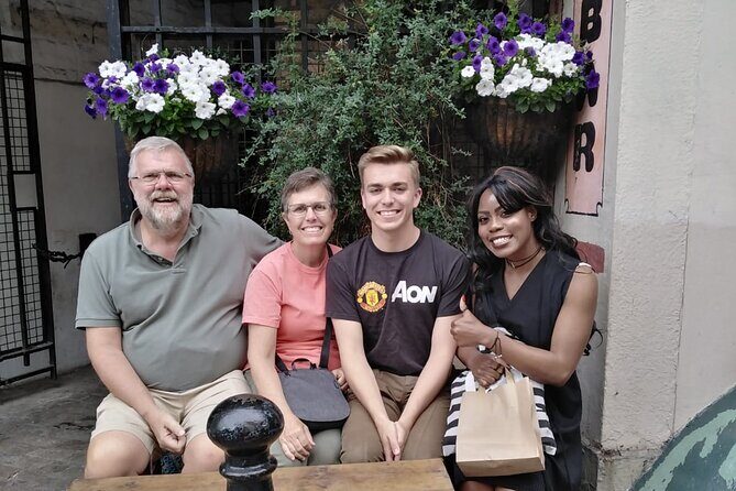 Greenwich Private Food Tour - The Guide and Visitor Experience