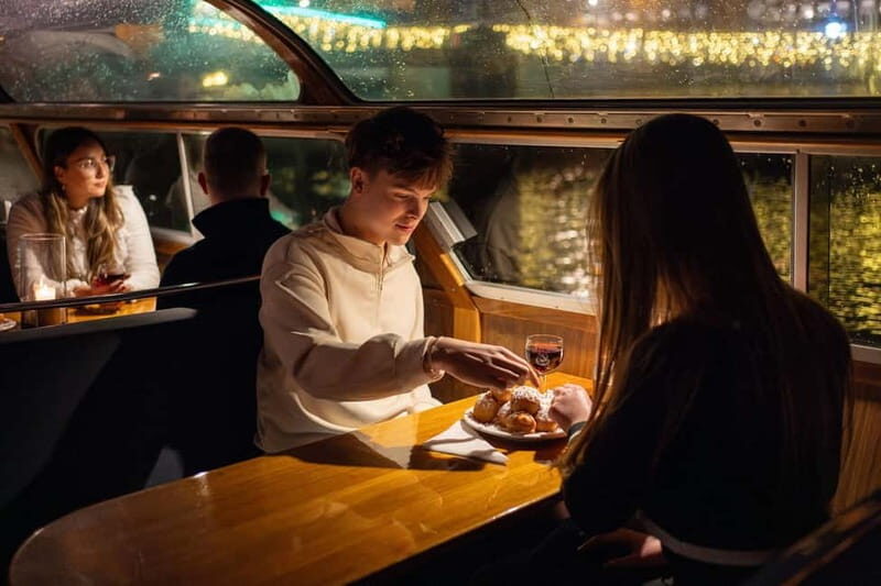 Groningen: Candlelight tour - The Value of the Candlelight Tour