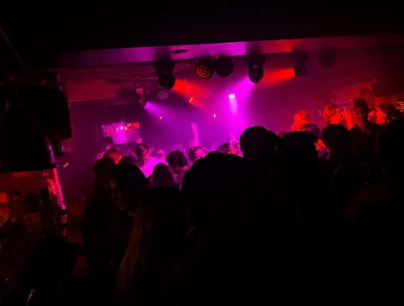 Groningen: Pub Crawl with Pub Quiz, Free Shots and Games - FAQ