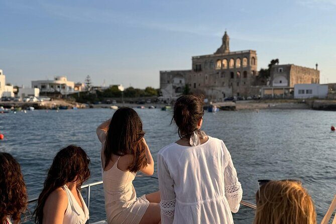 Group boat ride in Polignano between caves, swimming and aperitif - What’s Included and What’s Not