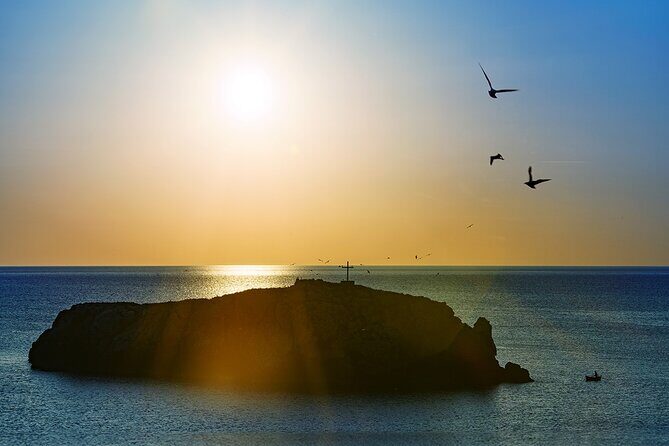 Group boat ride in Polignano between caves, swimming and aperitif - Why This Tour Is a Fantastic Choice