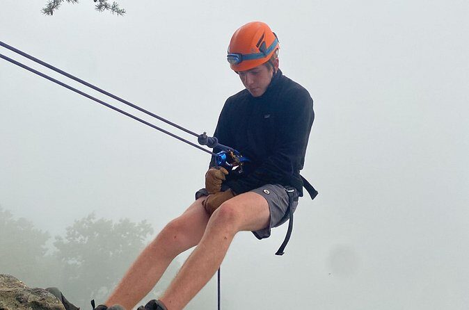 Group Rock Climbing in Interstate Park - The Authentic Experience