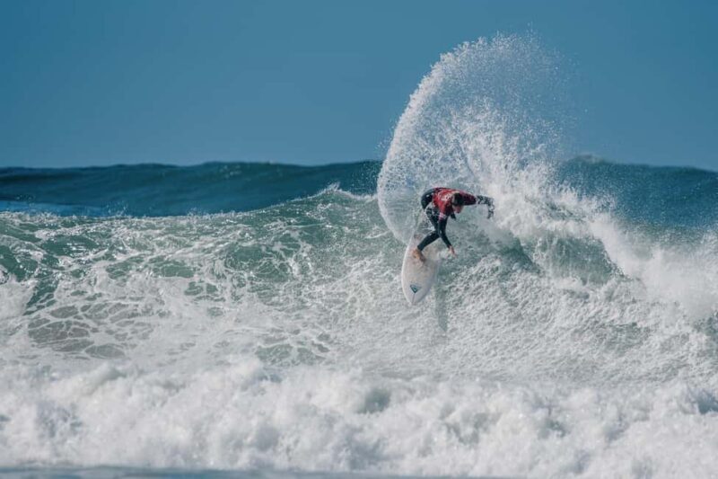 Group Surf Lesson - Why This Surf Lesson Might Be Perfect for You