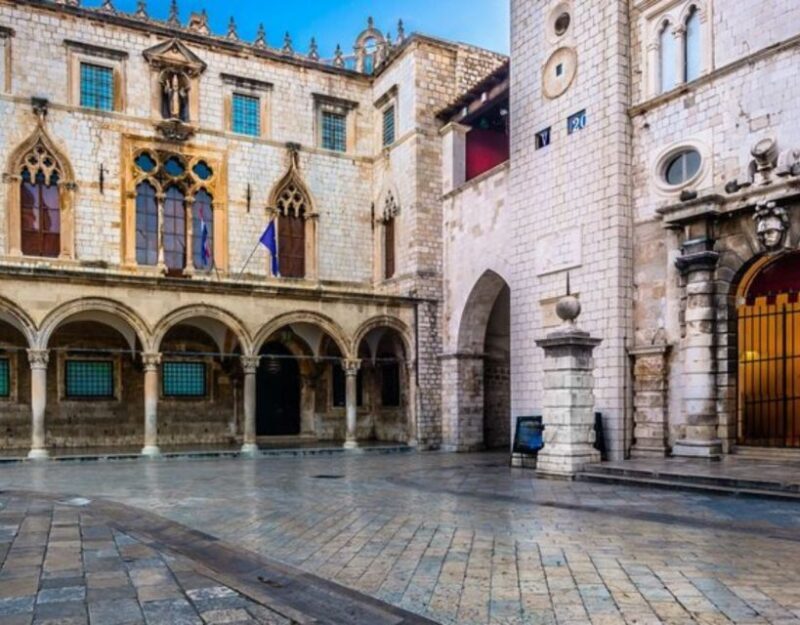 Group tour: Dubrovnik Walking Tour (1h duration, 9:30am, 6pm - Key Points