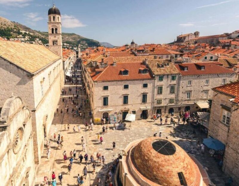 Group tour: Dubrovnik Walking Tour (1h duration, 9:30am, 6pm - A Closer Look at the Dubrovnik Walking Tour Experience
