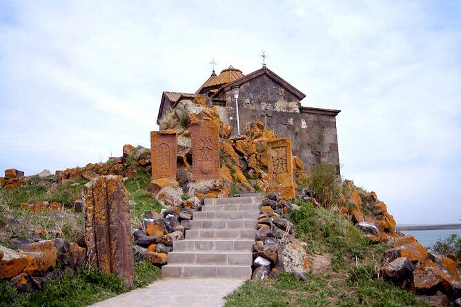 Group Tour: Lake Sevan, Hayravank, Noratus, Jermuk, winery - FAQs