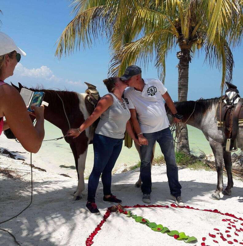Group Tour of Holbox Island, Quintana Roo - Key Points